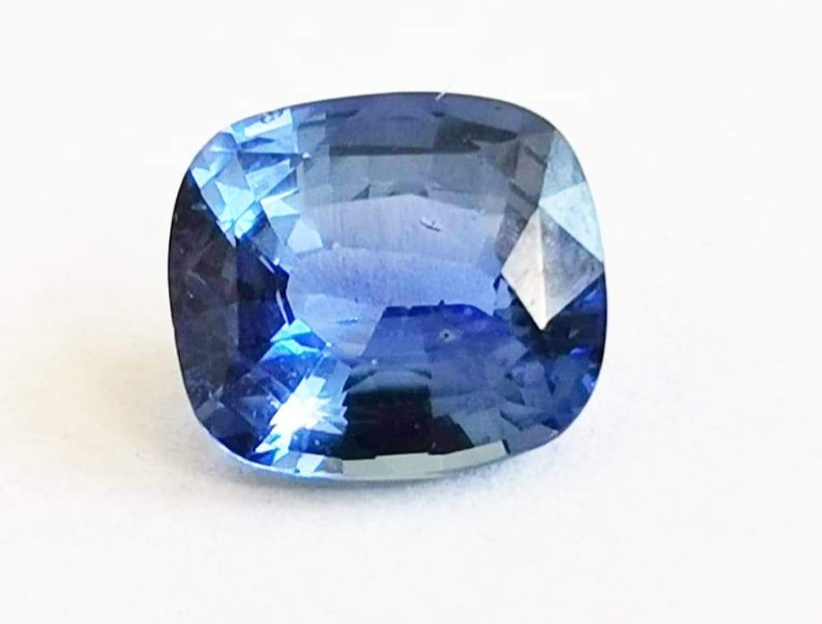 Saphir | Helios Gems - Expert gemmologue à Lyon - négociant en pierres ...