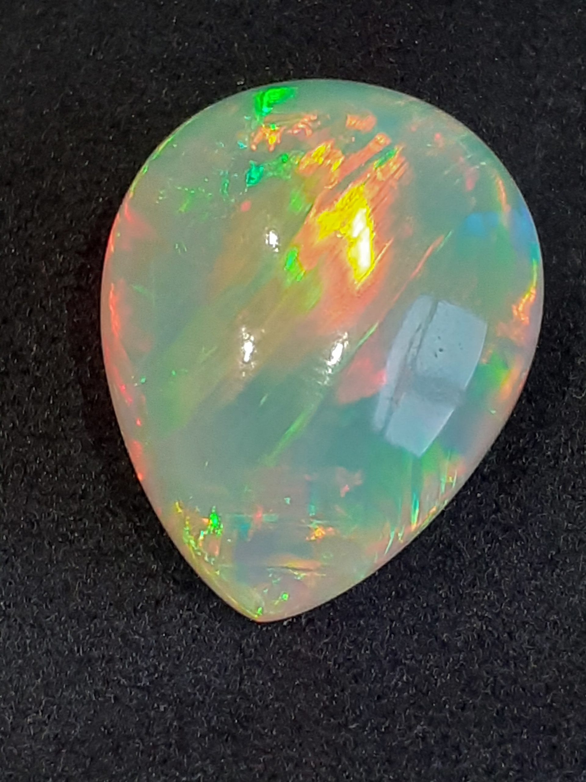 Opale noble blanche | Helios Gems - Expert gemmologue à Lyon ...