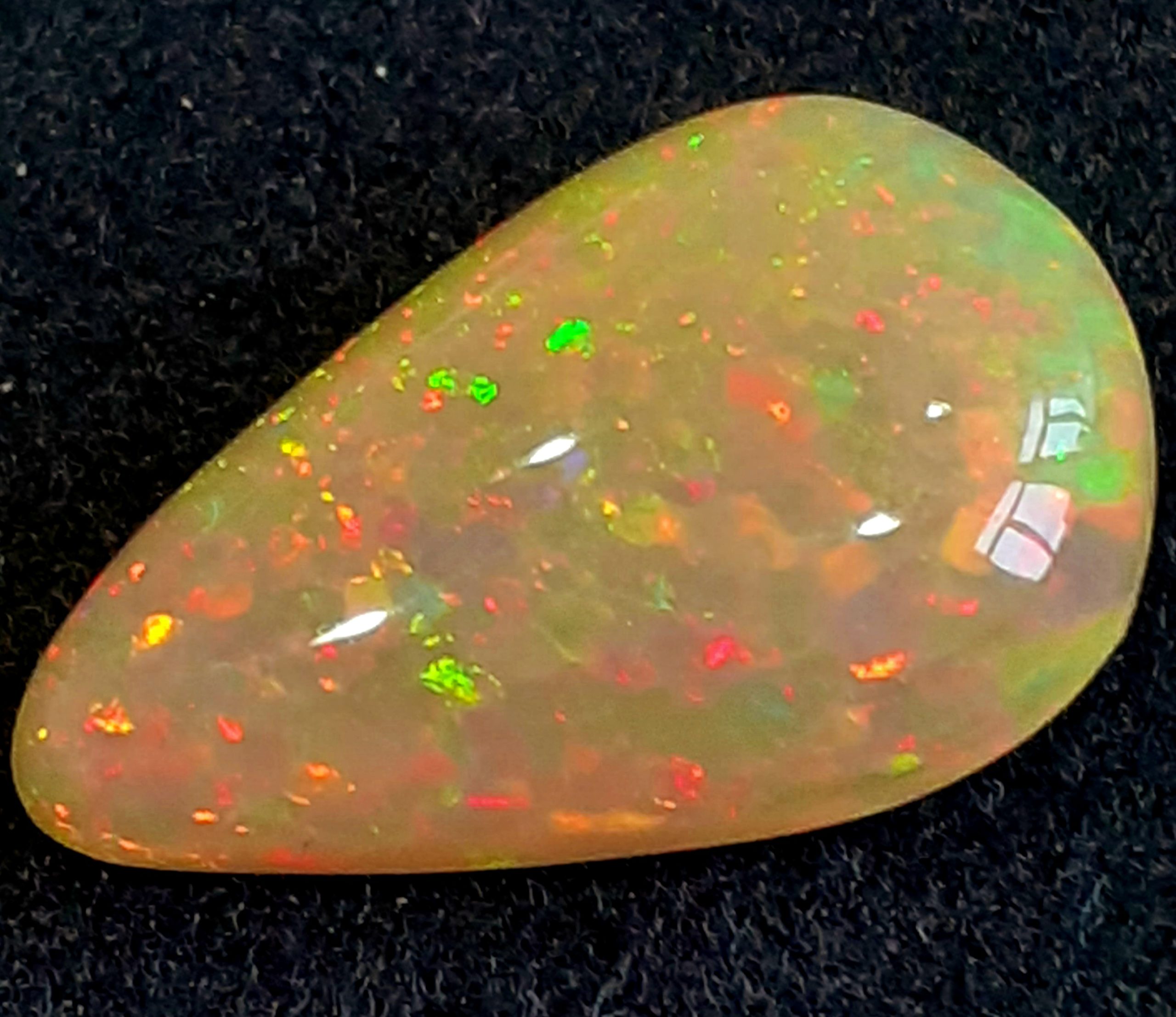 Opale noble (miel) | Helios Gems - Expert gemmologue à Lyon - négociant ...