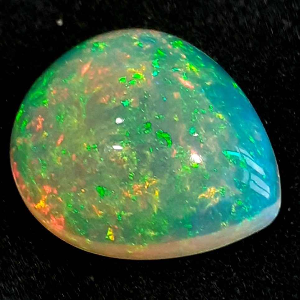 Opale noble blanche | Helios Gems - Expert gemmologue à Lyon ...
